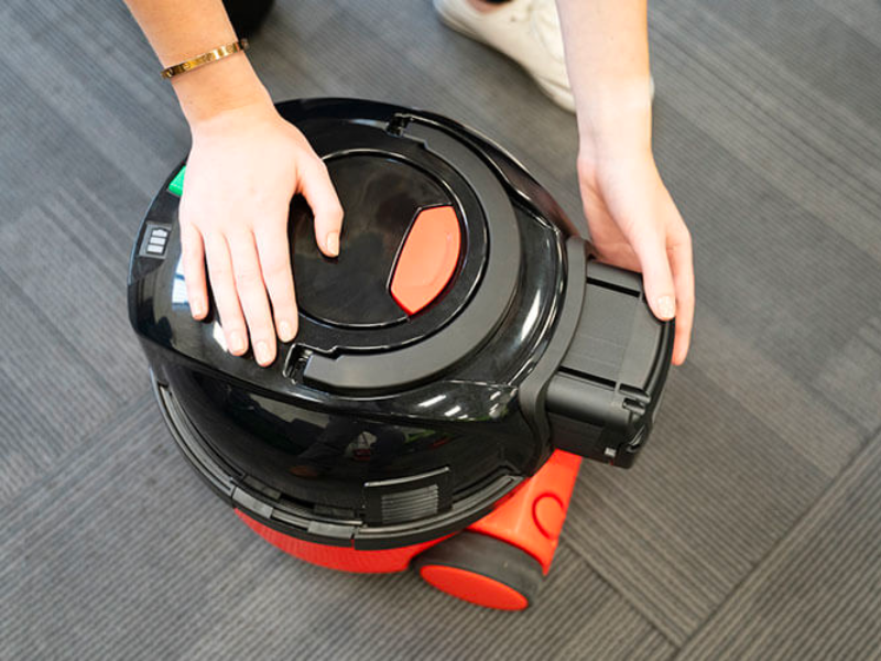 Numatic 8 L Cordless Dry Vac With 2 Batteries | Astro Hospitality